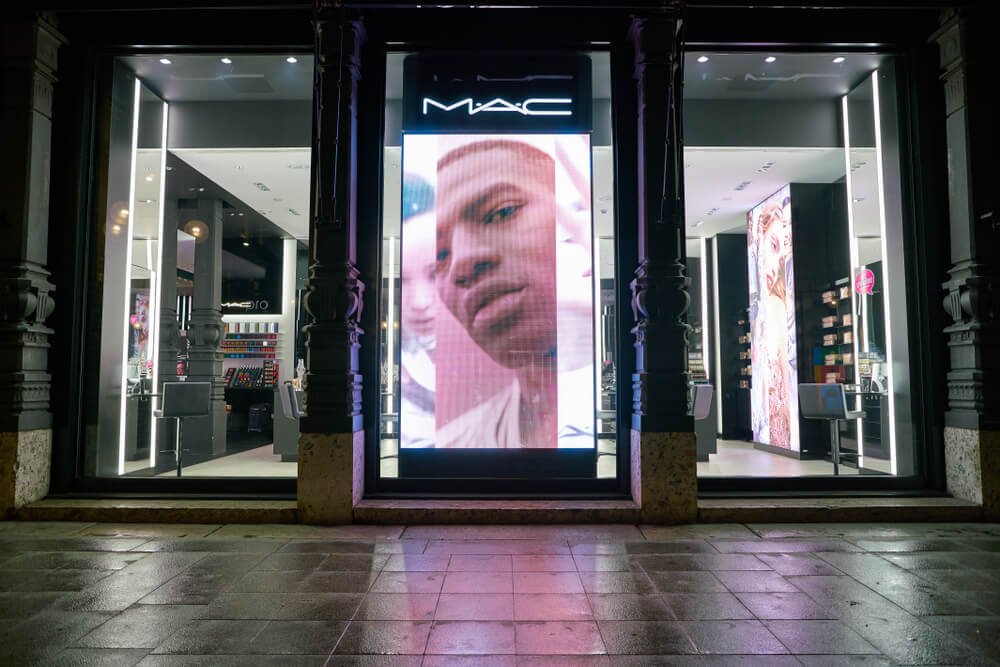 SMD Digital Pole Streamer Screens Outdoor-P6 - SMD Screens in Pakistan ...